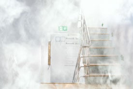 Euroclass, smoke and droplets: fire classification of technical ...